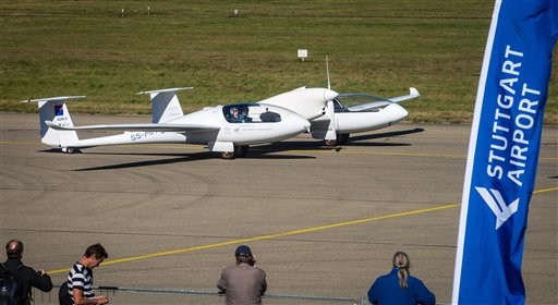 World's first 4-seater fuel-cell plane takes off in Germany - World ...