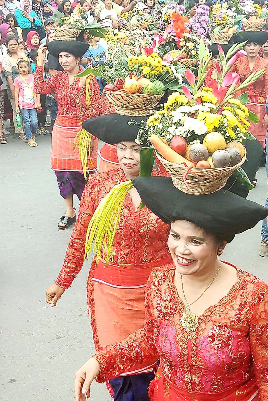 Images: Karo's festival of flowers and fruits - Art & Culture - The ...