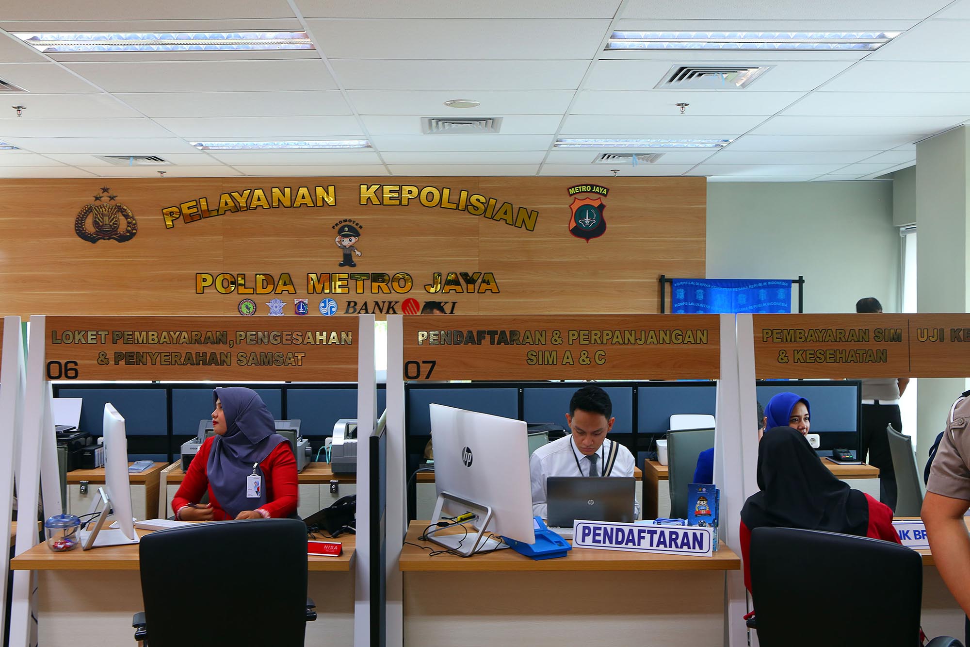 JakEVO app to simplify Jakarta business permit issuance - City - The ...