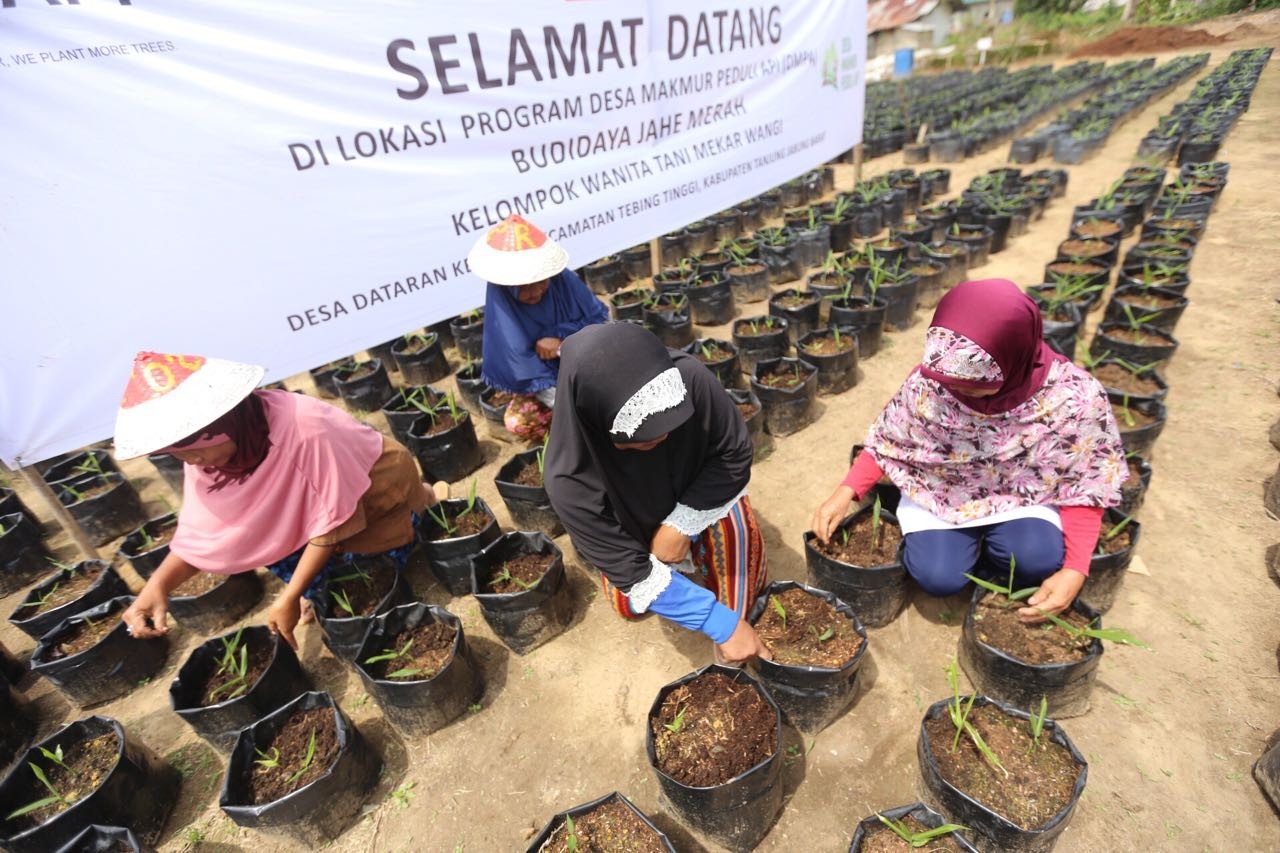 ISEI members visits participants of APP Sinar Mas’ farmer empowerment ...