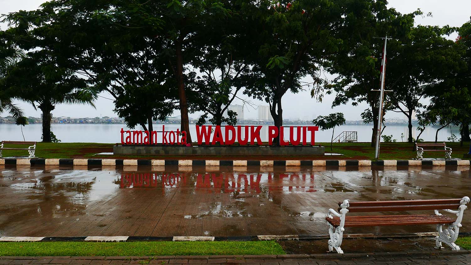 Jakpost guide to Pluit - Guide To - The Jakarta Post