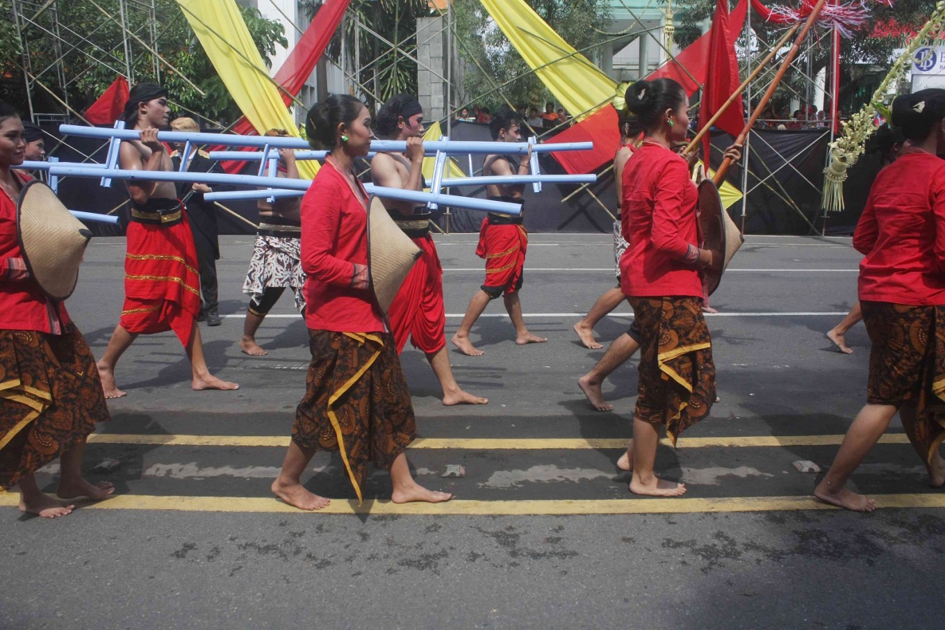 Boyong Kedaton Carnival commemorates relocation of Surakarta palace ...
