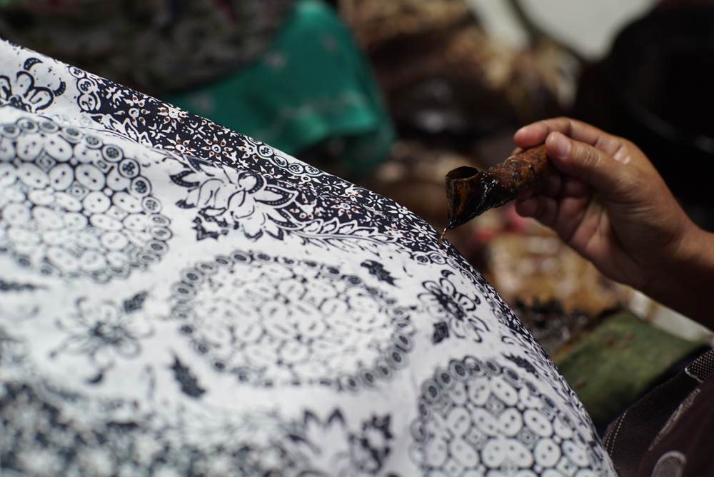 Why is batik expensive? The Industry Ministry explains - Art & Culture ...