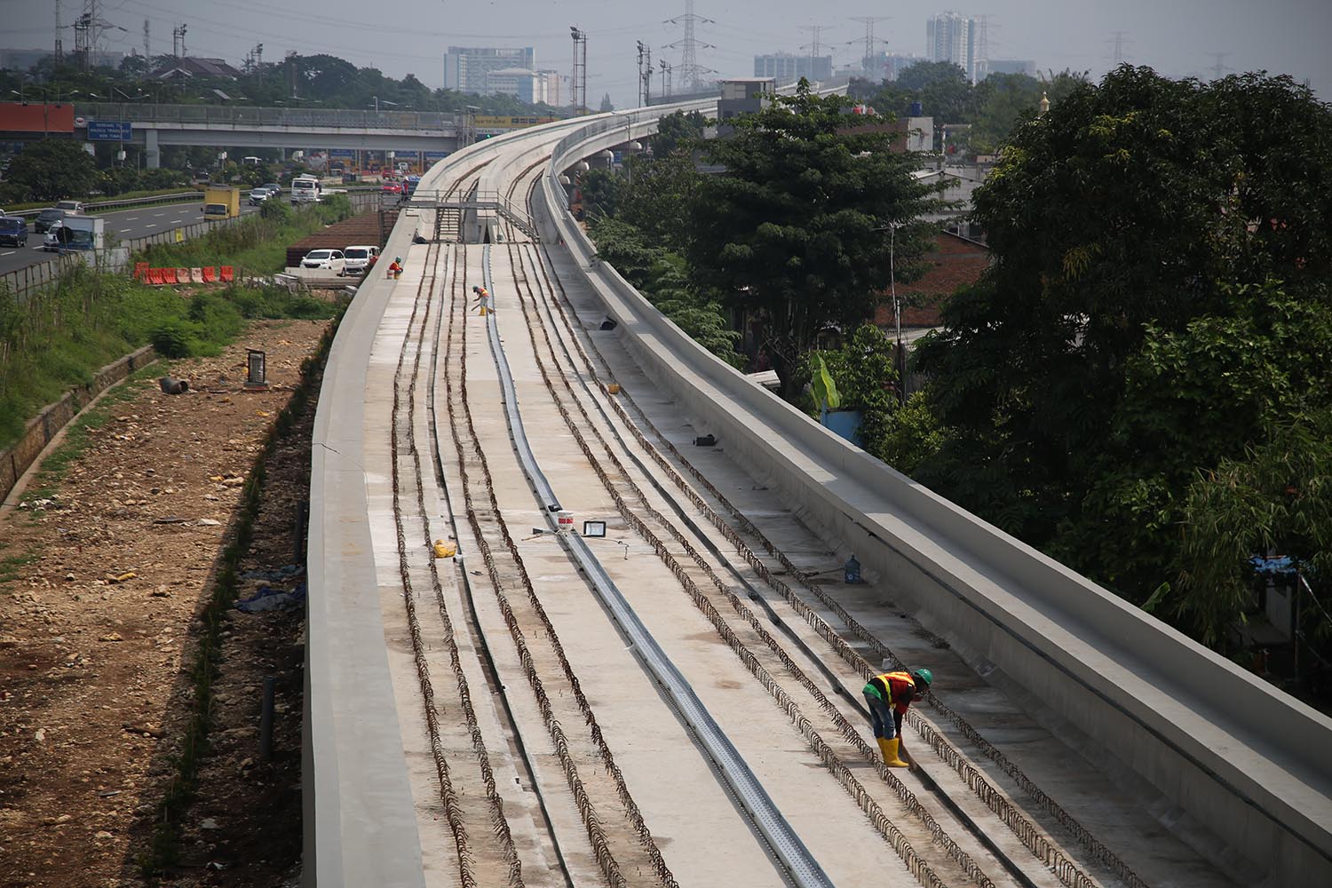 LRT construction cost could be 10 times lower, VP says - Business - The ...