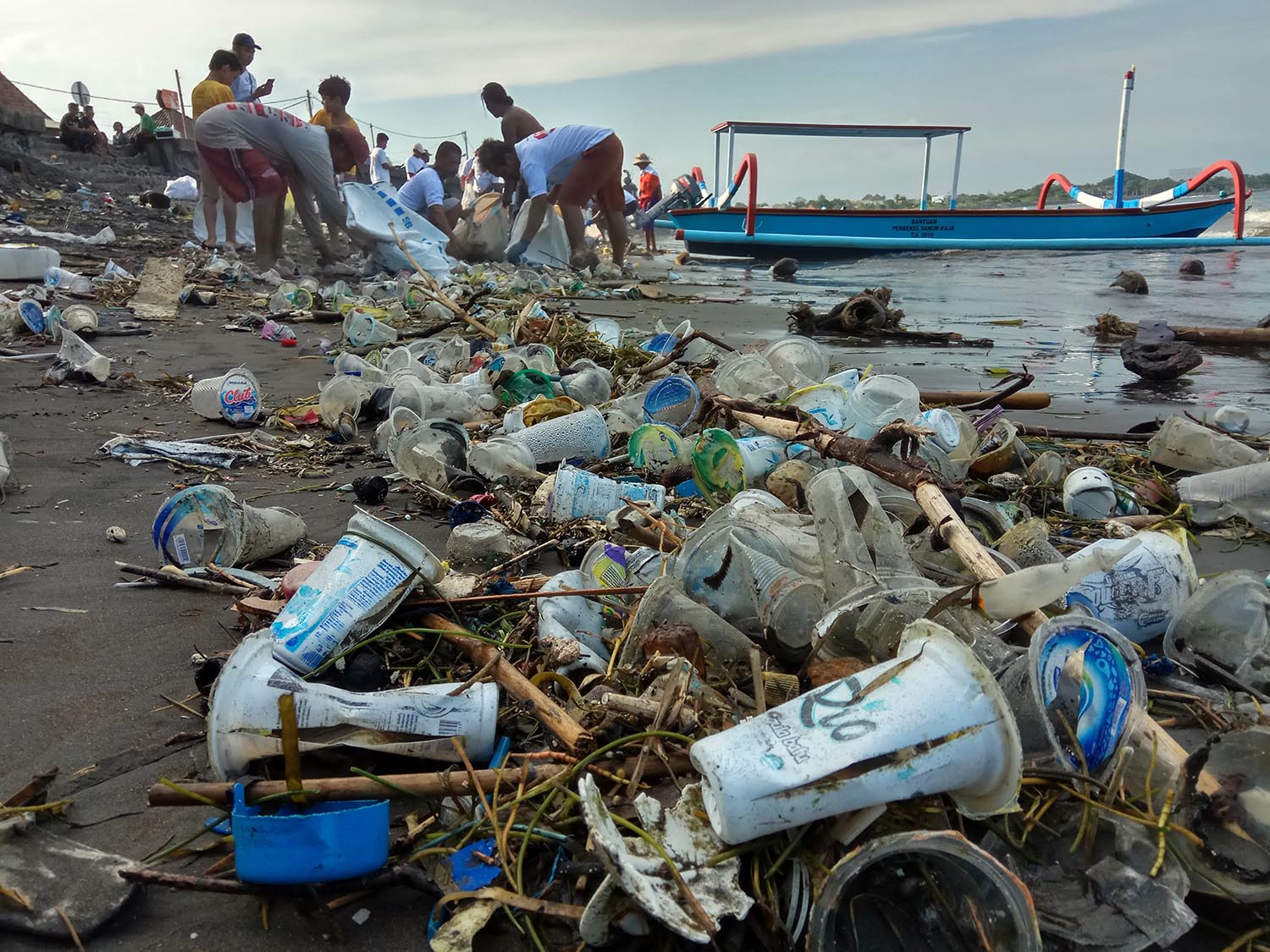 'The Story of Plastic' uncovers ugly truth of global plastic crisis ...