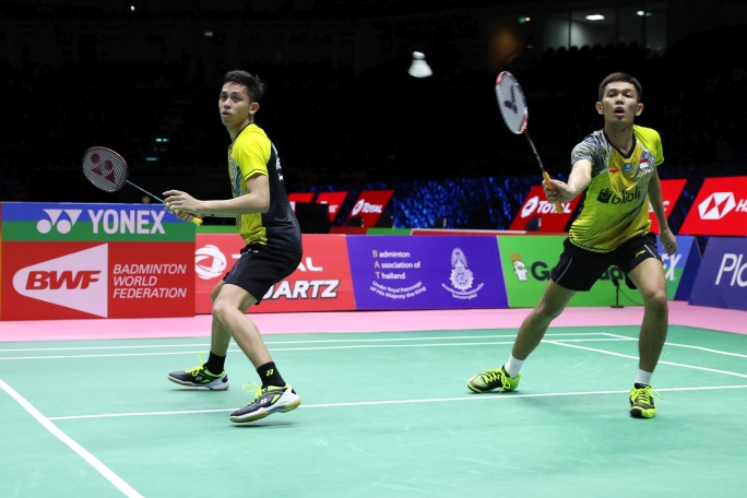 Indonesia shakes off nerves for Thomas Cup semifinal against China ...