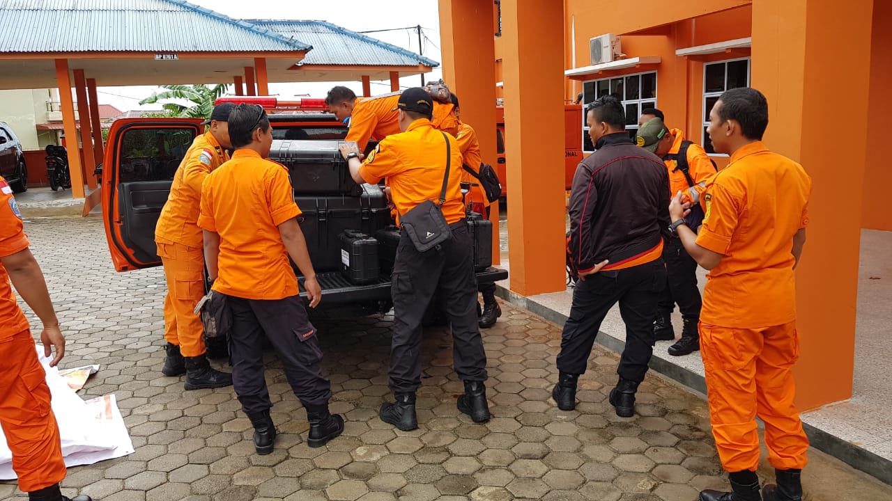 Underwater robot sent to locate sunken boat in Lake Toba - National ...