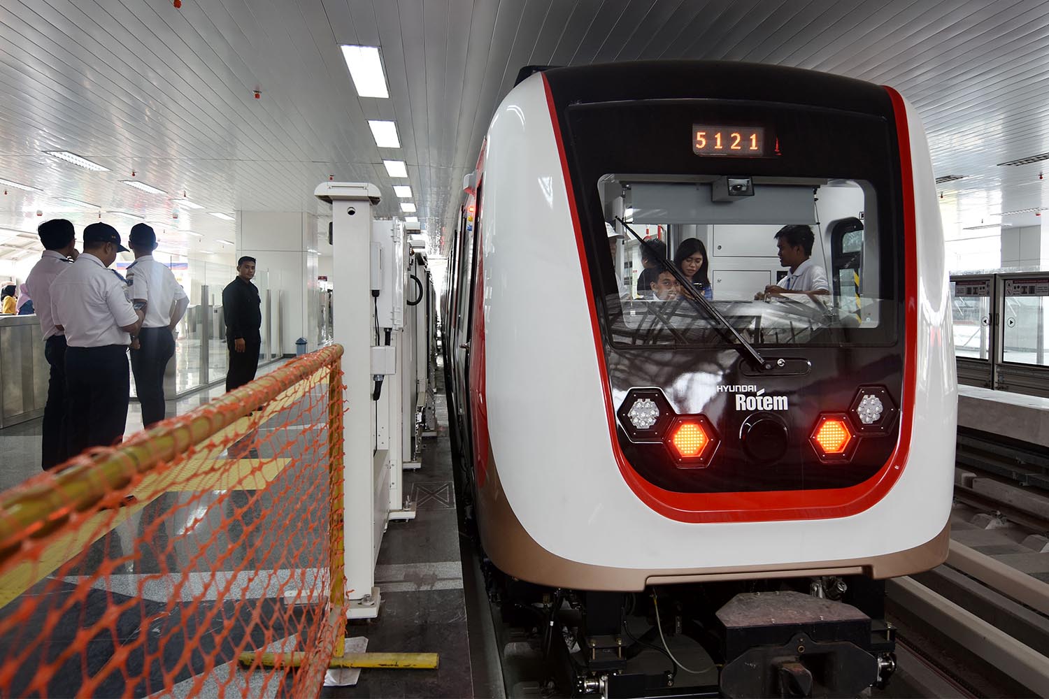LRT fare proposed at Rp 10,800 - City - The Jakarta Post