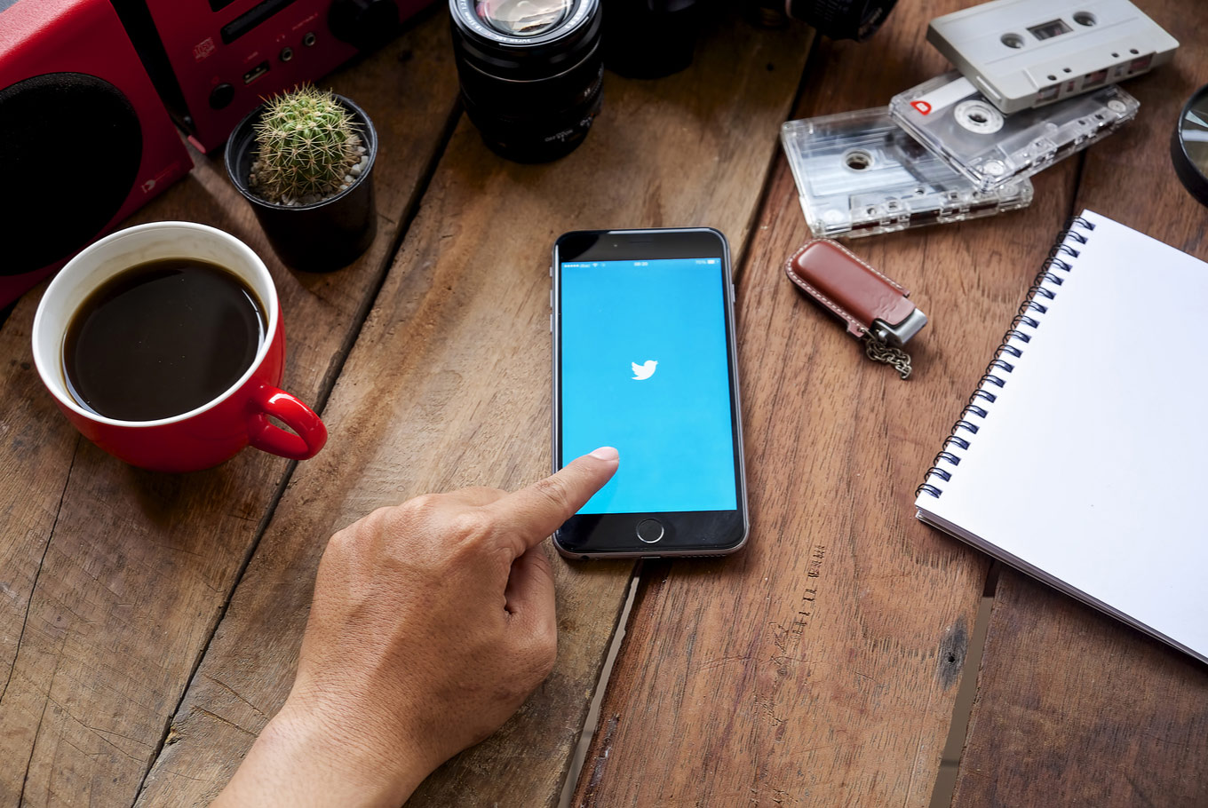 Twitter rolls out Snapchat-like camera feature, experimental app ... Twitter rolls out Snapchat-like camera feature, experimental app ...