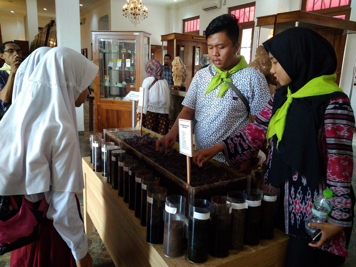 10 out of 12 soil orders can be found in Bogor museum - Environment ...