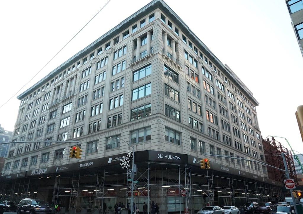 Google joins tech move east, to invest $1 bn in New York campus ...