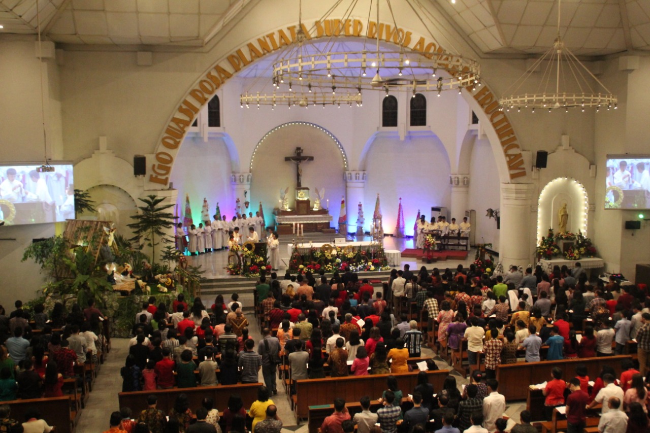 Churches spread message of unity on Christmas Day - National - The ...