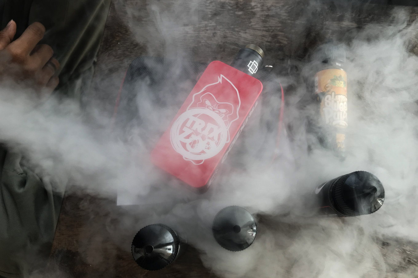 E-cigarettes, vaping haram, says Indonesian Muslim organization ...