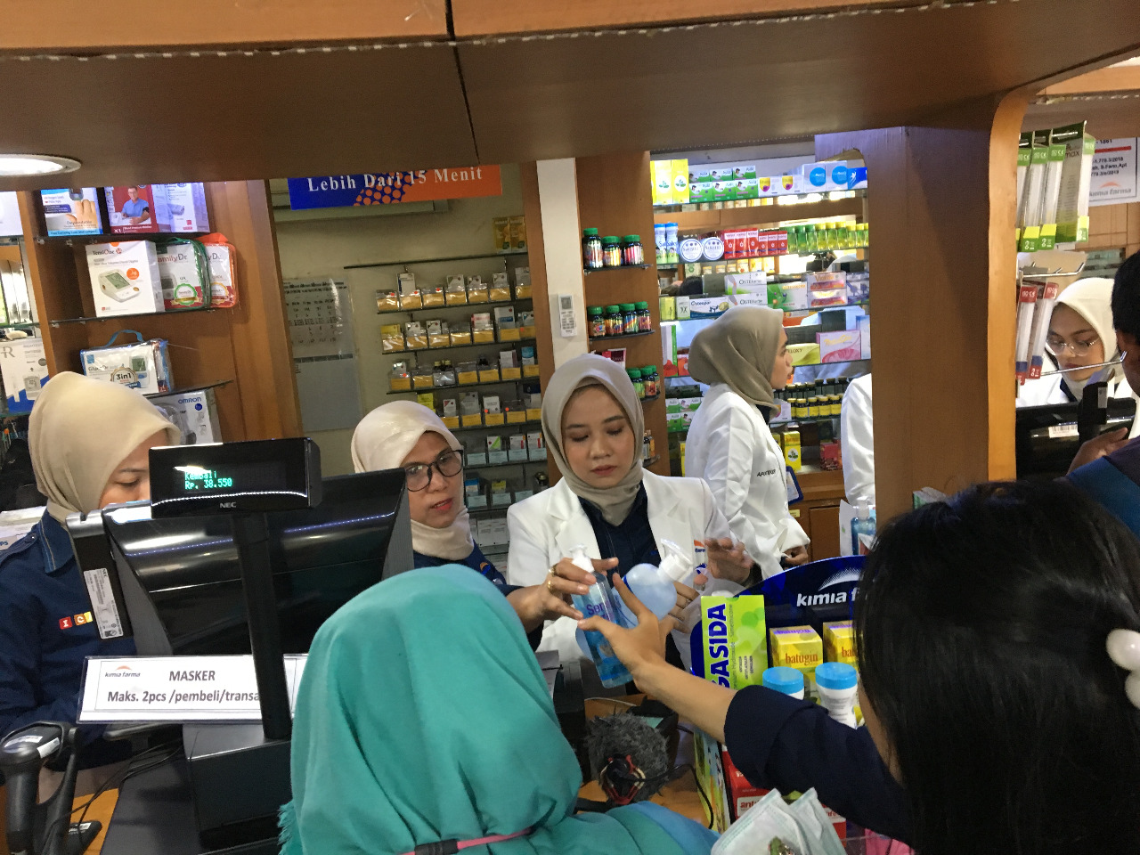Kimia Farma Puts In Place Mask And Hand Sanitizer Rationing To Ensure