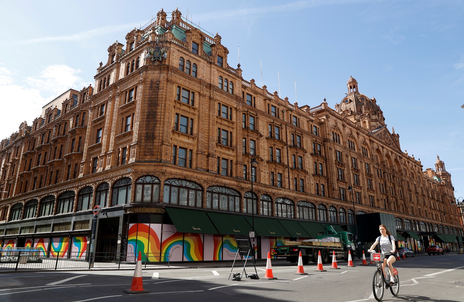 Luxury British department store Harrods to cut nearly 700 jobs ...