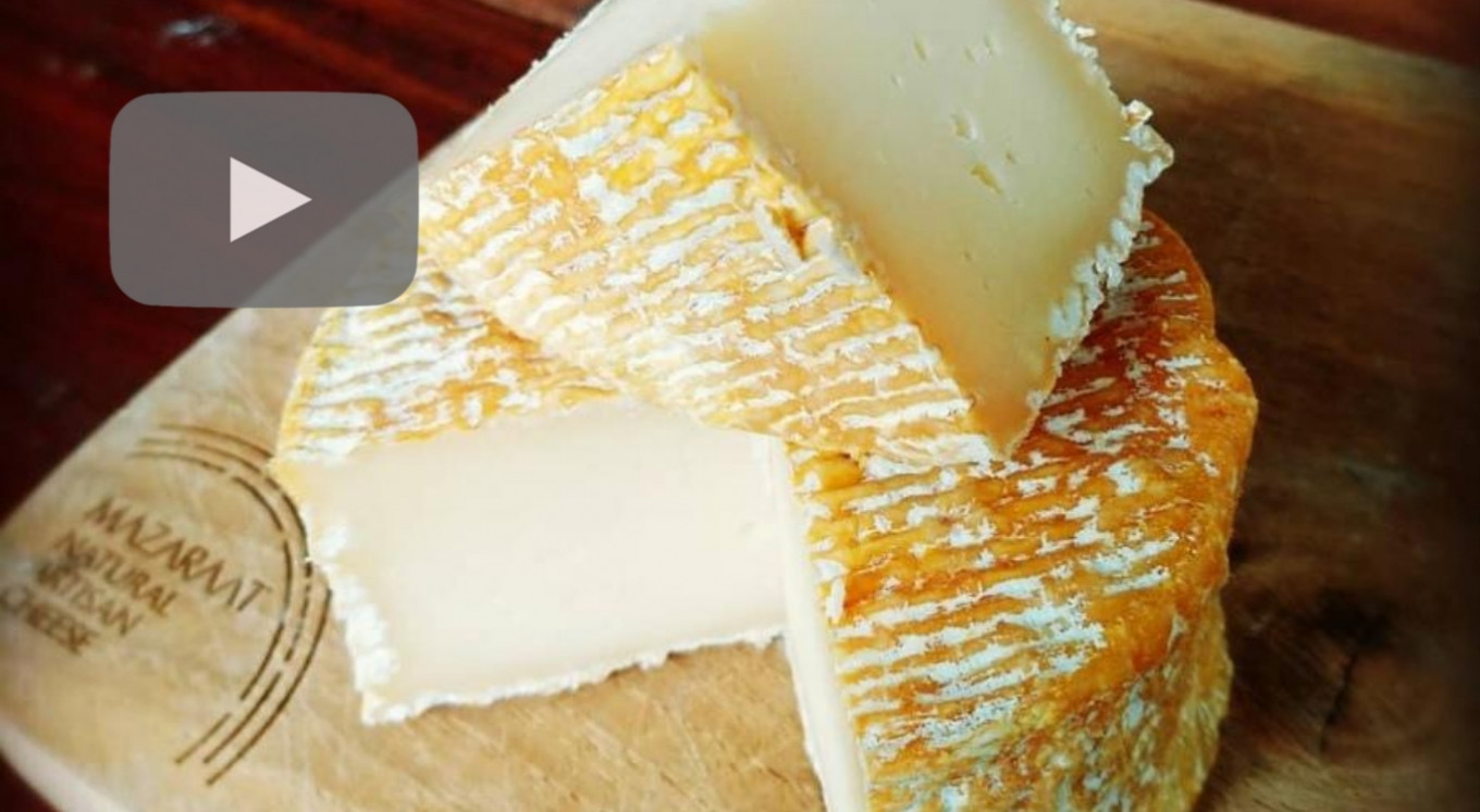 Video: Local cheese artisan finds ways to thrive in Indonesian market ...