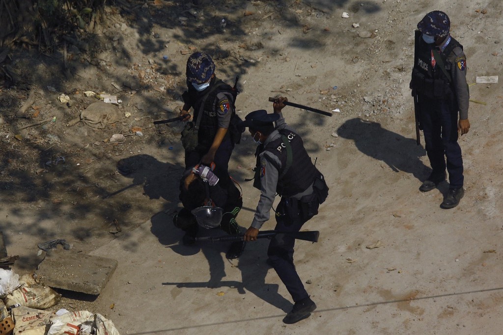 8 killed in Myanmar, protesters continue to defy night curfew - SE Asia ...