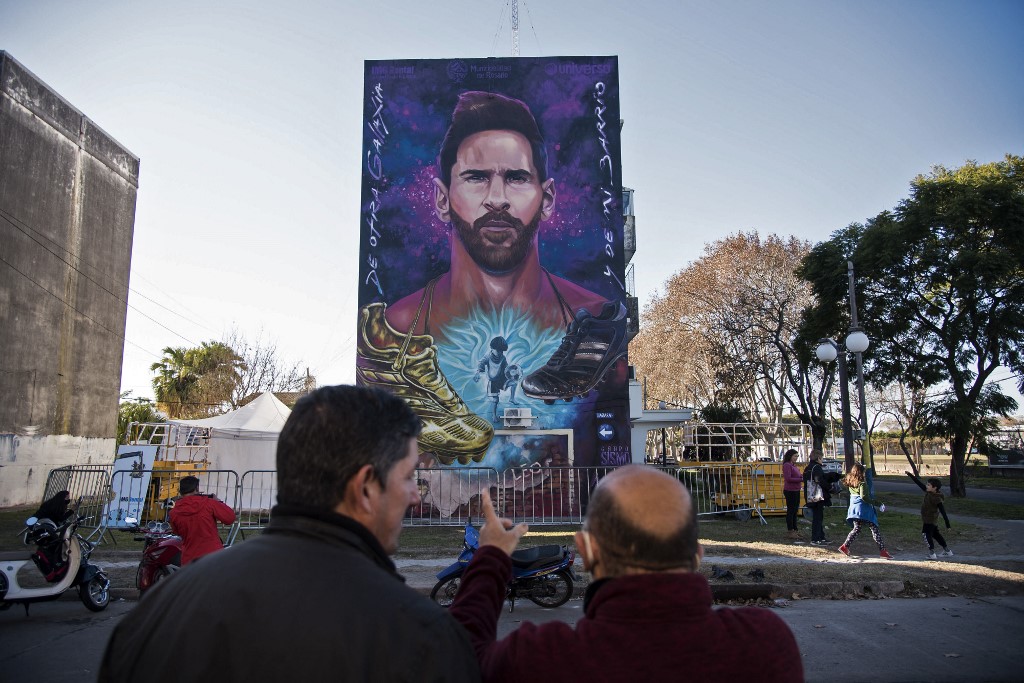 Lionel Messi signs two-year deal with Paris Saint-Germain - Sports ...