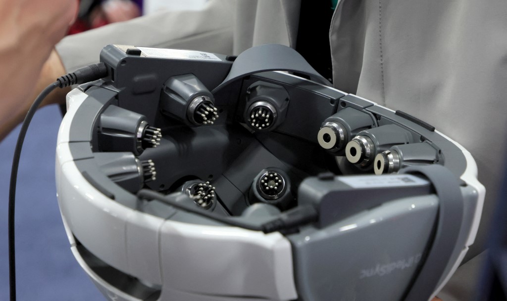 Body-monitoring tech trend comes with concerns - Science & Tech - The ...