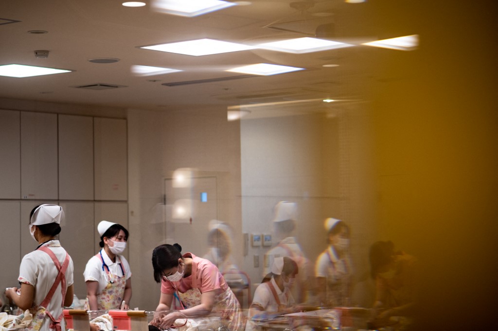 Japan's baby hatch hospital offers mothers 'last resort' - Community ...