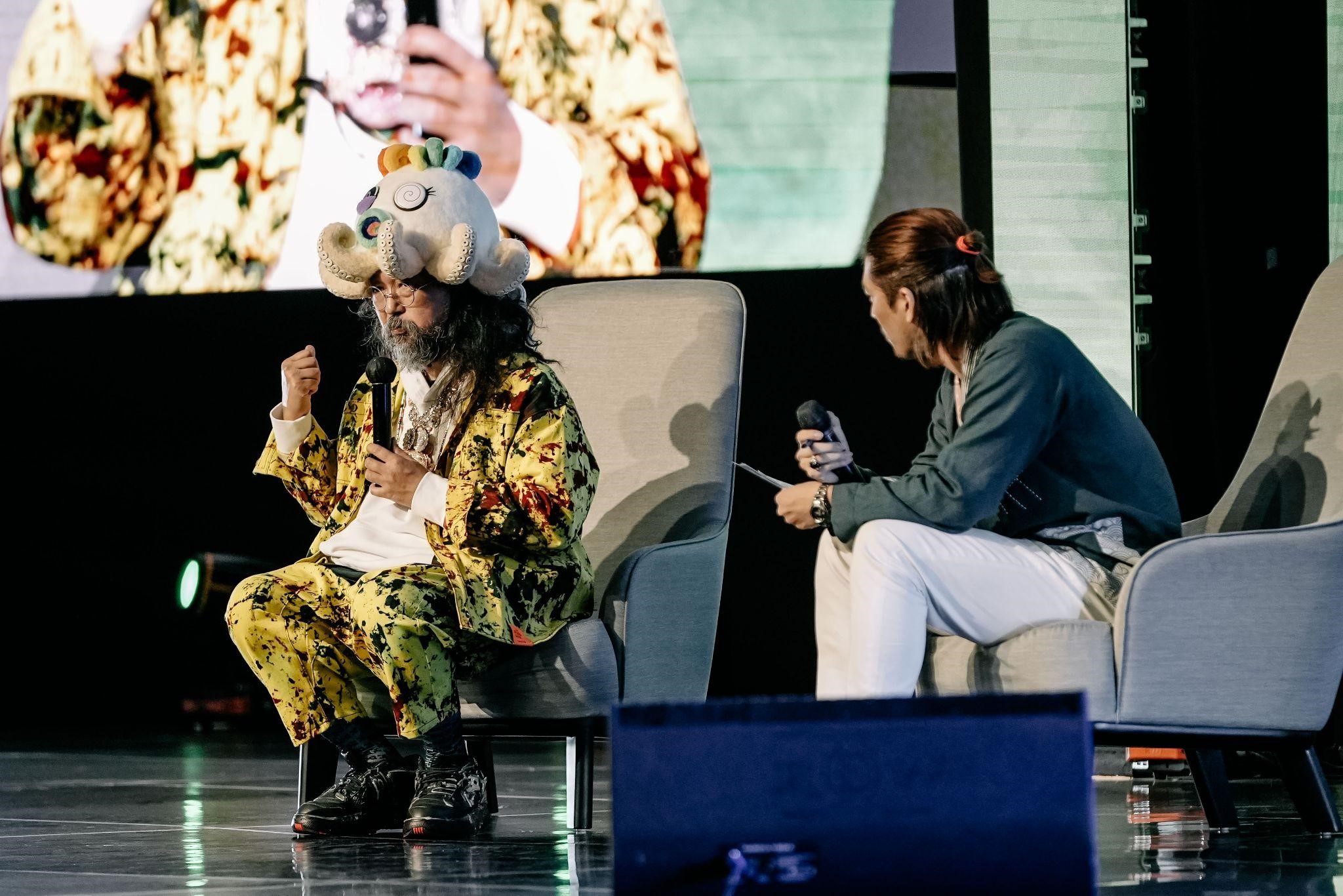 Takashi Murakami showcases love for Bandung-based artist Machine 56 ...