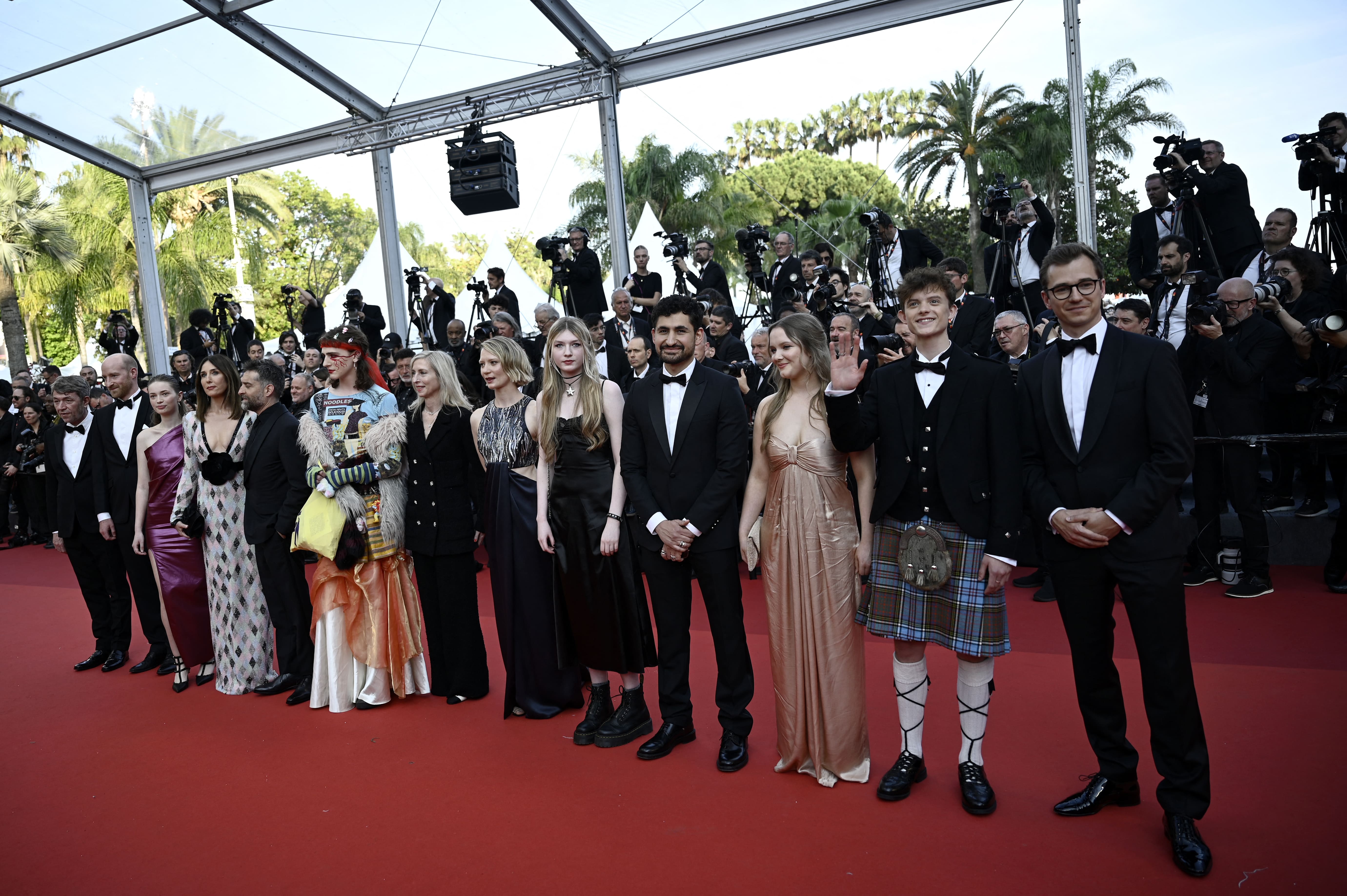 Cannes queasy over vomit-eating dieting drama - Entertainment - The ...