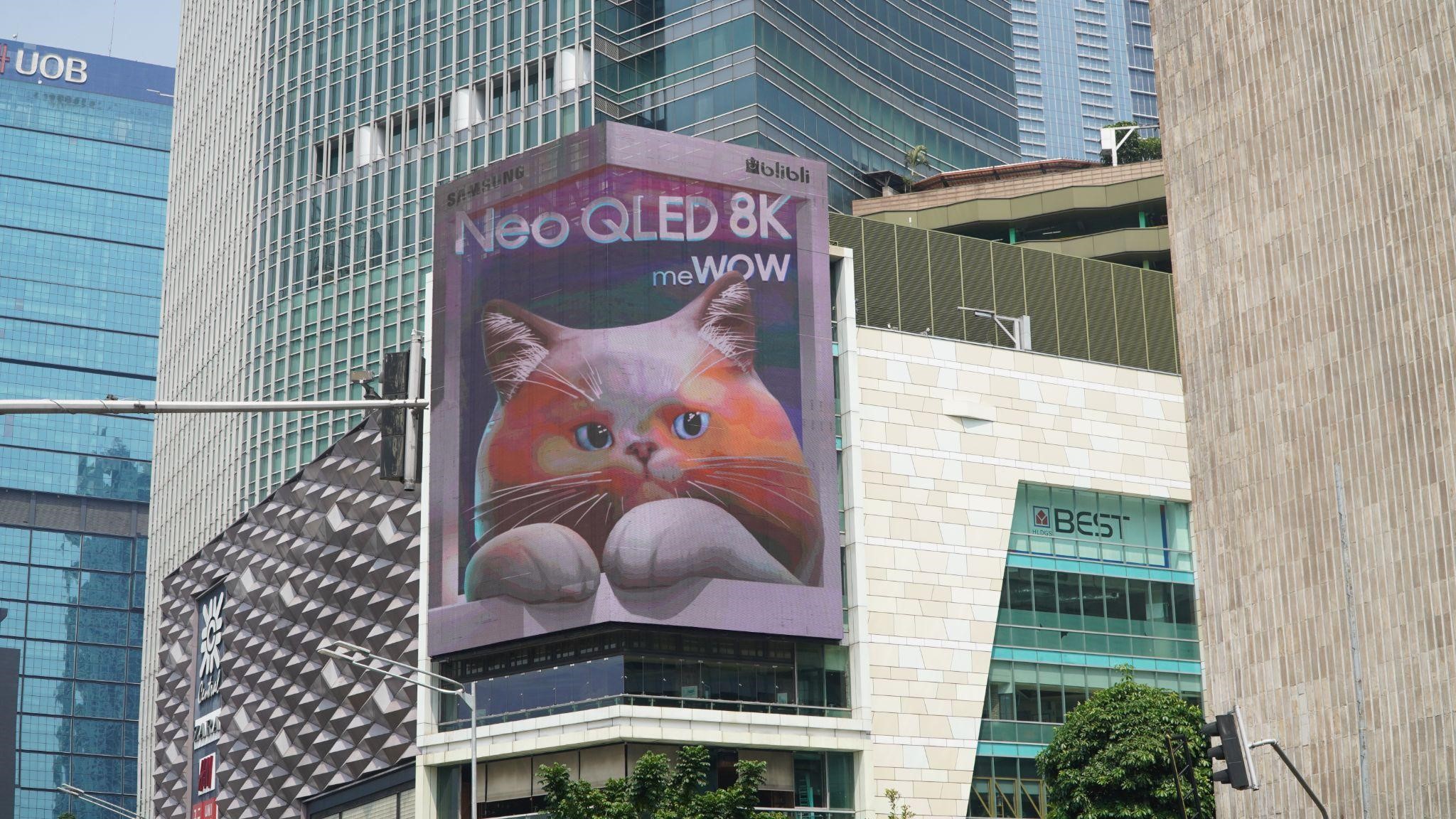 Me-WOW: 3D billboard ad greets busy Jakarta commuters - Inforial - The ...